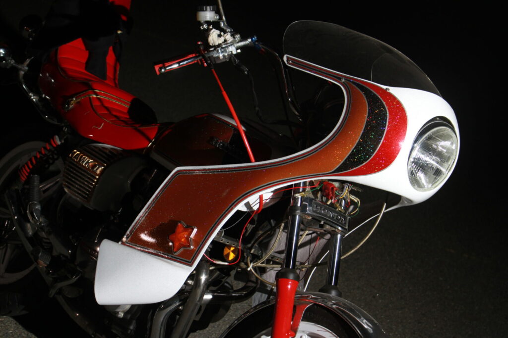 【CB250T】ハイレベルな自家塗装が麗しい。硬派なCB250Tをキュートにチューン！